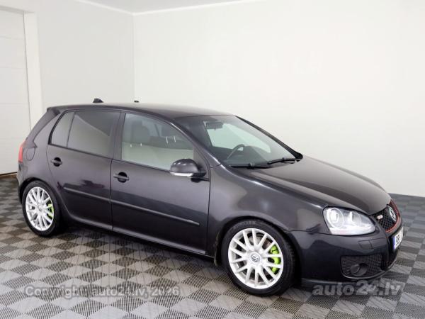 Melns Volkswagen Golf 2007 Tallina, ar dzinēja tilpumu 2.00 L un nobraukumu 272 tūkst. km par 2199 €, foto 1 vietnē AUTOMOTO.COM.LV