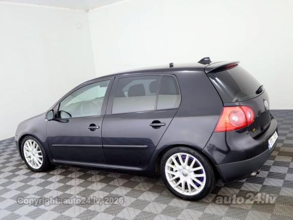 Melns Volkswagen Golf 2007 Tallina, ar dzinēja tilpumu 2.00 L un nobraukumu 272 tūkst. km par 2199 €, foto 4 vietnē AUTOMOTO.COM.LV