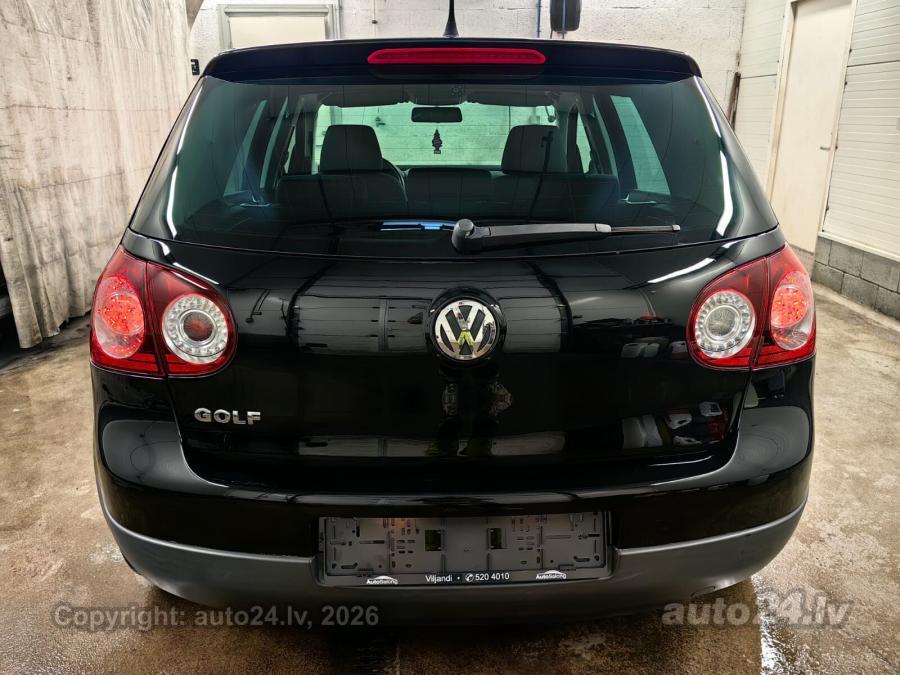 Melns Volkswagen Golf 2007 Viljandi, ar dzinēja tilpumu 2.00 L un nobraukumu 210 tūkst. km par 4590 €, foto 18 vietnē AUTOMOTO.COM.LV