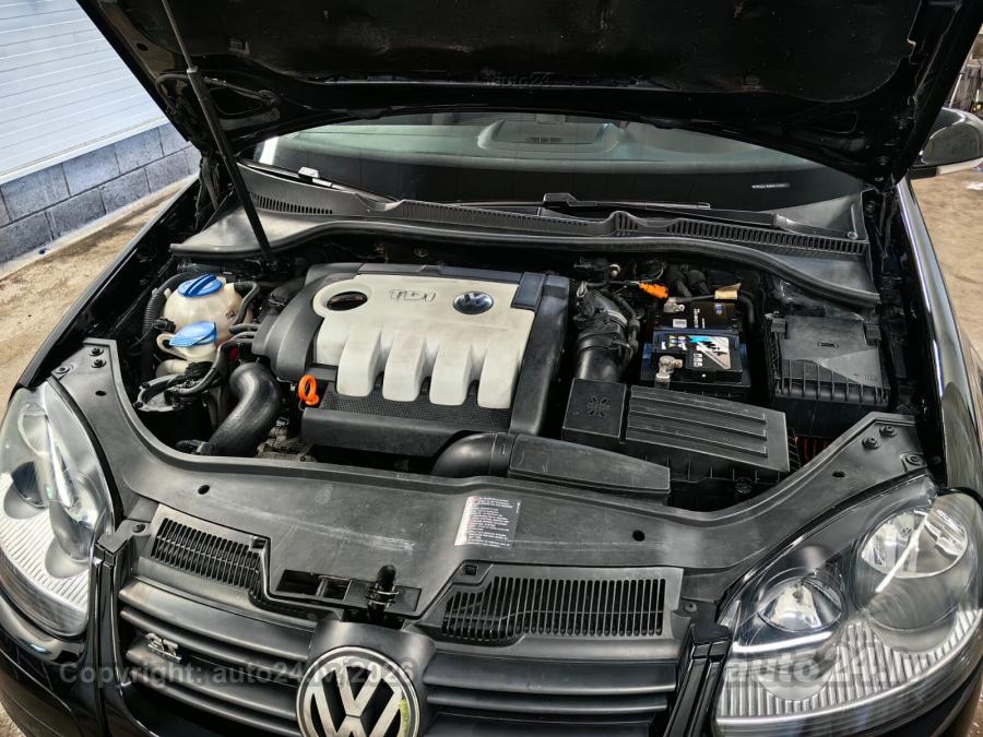 Melns Volkswagen Golf 2007 Viljandi, ar dzinēja tilpumu 2.00 L un nobraukumu 210 tūkst. km par 4590 €, foto 20 vietnē AUTOMOTO.COM.LV