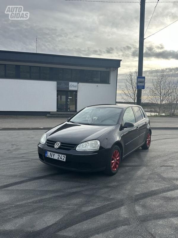 Black Volkswagen Golf 2007 in Kaunas, with an engine capacity of 1.90 L and mileage of 440 thousand km for 1500 €, photo 1 on AUTOMOTO.COM.LV