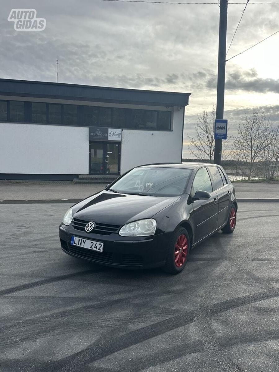 Melns Volkswagen Golf 2007 Kauņa, ar dzinēja tilpumu 1.90 L un nobraukumu 440 tūkst. km par 1500 €, foto 1 vietnē AUTOMOTO.COM.LV