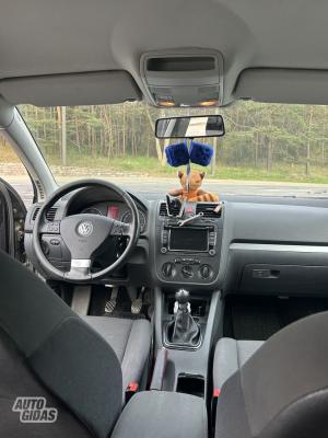 Melns Volkswagen Golf 2007 Kauņa, ar dzinēja tilpumu 1.90 L un nobraukumu 440 tūkst. km par 1500 €, foto 5 vietnē AUTOMOTO.COM.LV