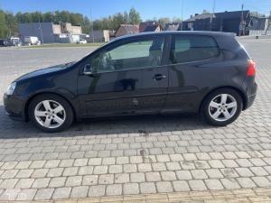Black Volkswagen Golf 2007 in Vilnius, with an engine capacity of 1.40 L and mileage of 200 thousand km for 1750 €, photo 5 on AUTOMOTO.COM.LV