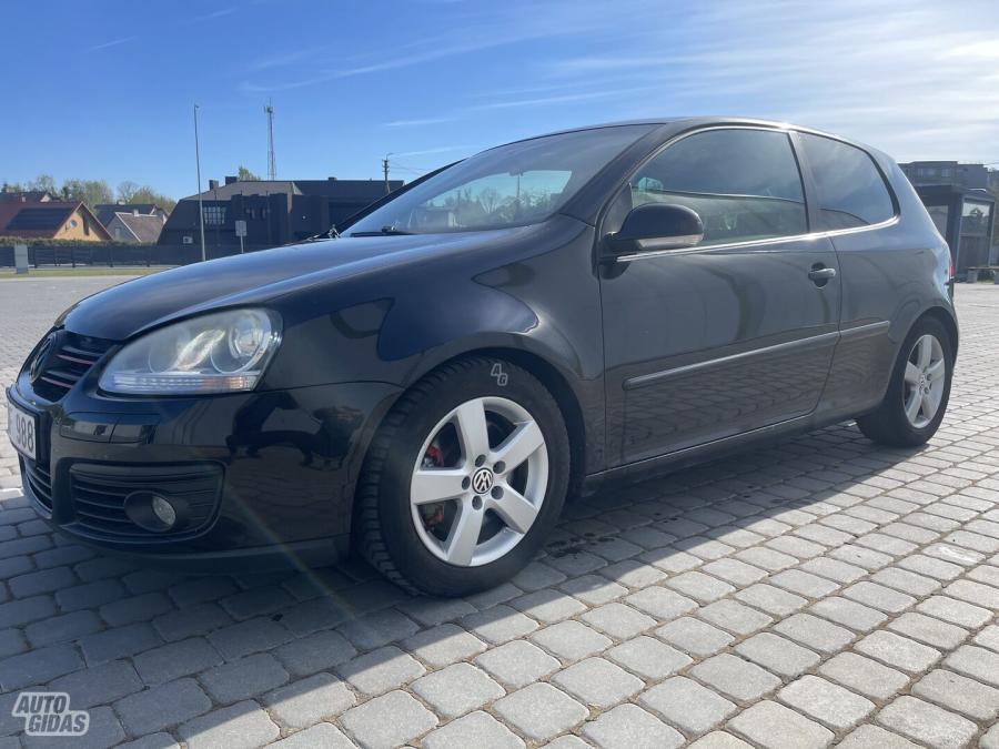 Black Volkswagen Golf 2007 in Vilnius, with an engine capacity of 1.40 L and mileage of 200 thousand km for 1750 €, photo 6 on AUTOMOTO.COM.LV