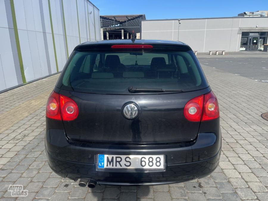 Black Volkswagen Golf 2007 in Vilnius, with an engine capacity of 1.40 L and mileage of 200 thousand km for 1750 €, photo 14 on AUTOMOTO.COM.LV