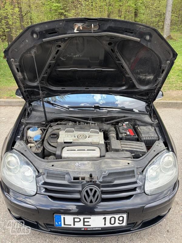 Black Volkswagen Golf 2007 in Vilnius, with an engine capacity of 1.40 L and mileage of 276 thousand km for 1200 €, photo 2 on AUTOMOTO.COM.LV