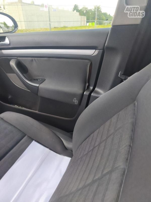 Melns Volkswagen Golf 2007 Kauņa, ar dzinēja tilpumu 1.90 L un nobraukumu 320 tūkst. km par 1400 €, foto 5 vietnē AUTOMOTO.COM.LV