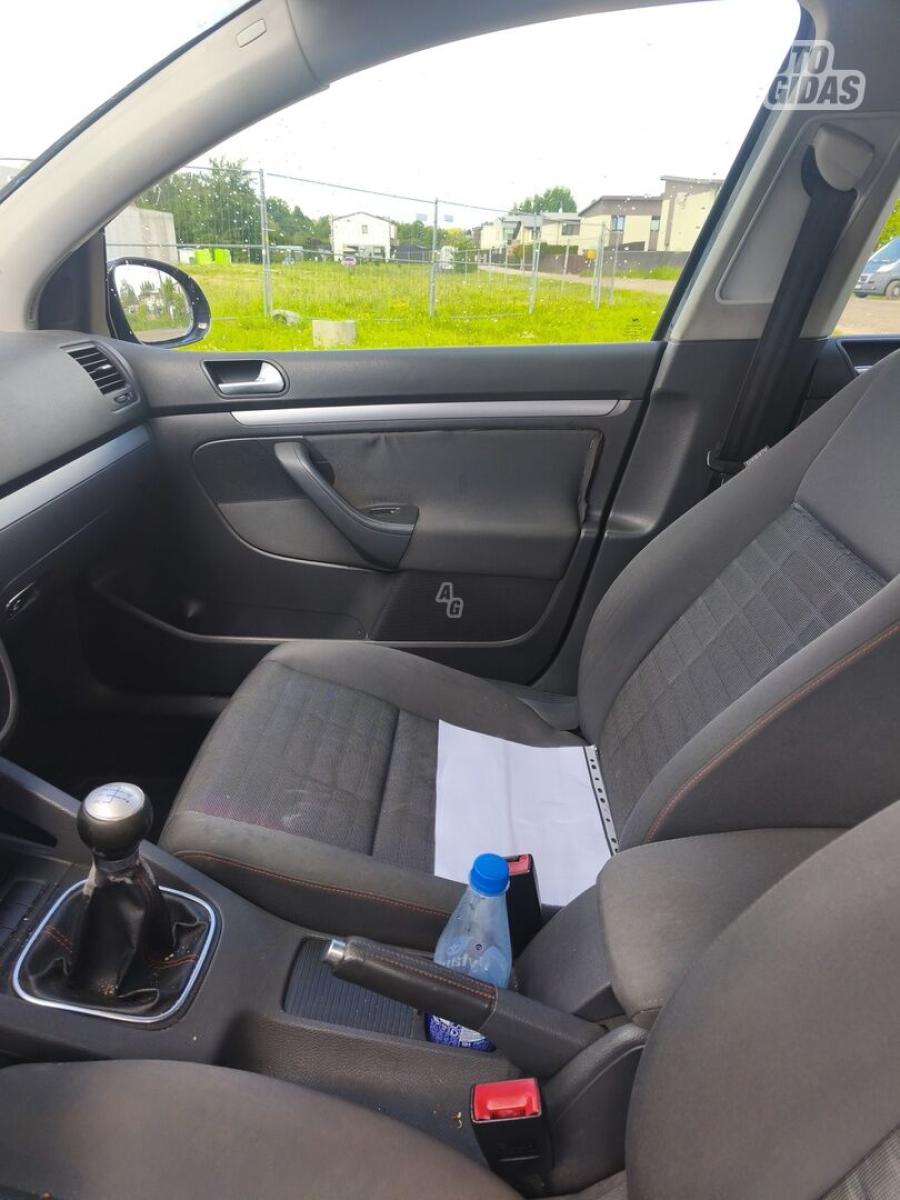 Melns Volkswagen Golf 2007 Kauņa, ar dzinēja tilpumu 1.90 L un nobraukumu 320 tūkst. km par 1400 €, foto 10 vietnē AUTOMOTO.COM.LV