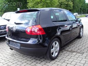 Black Volkswagen Golf 2007 in Riga, with an engine capacity of 2.00 L and mileage of 200 thousand km for 6000 €, photo 4 on AUTOMOTO.COM.LV