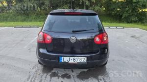 Melns Volkswagen Golf 2007 Bauska, ar dzinēja tilpumu 2.00 L un nobraukumu 389 tūkst. km par 1250 €, foto 3 vietnē AUTOMOTO.COM.LV