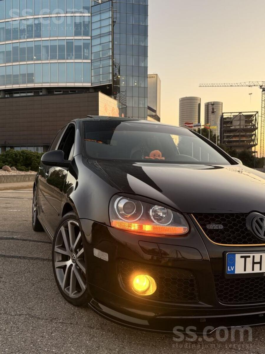 Melns Volkswagen Golf 2007 Jēkabpils, ar dzinēja tilpumu 2.00 L un nobraukumu 305 tūkst. km par 4599 €, foto 6 vietnē AUTOMOTO.COM.LV