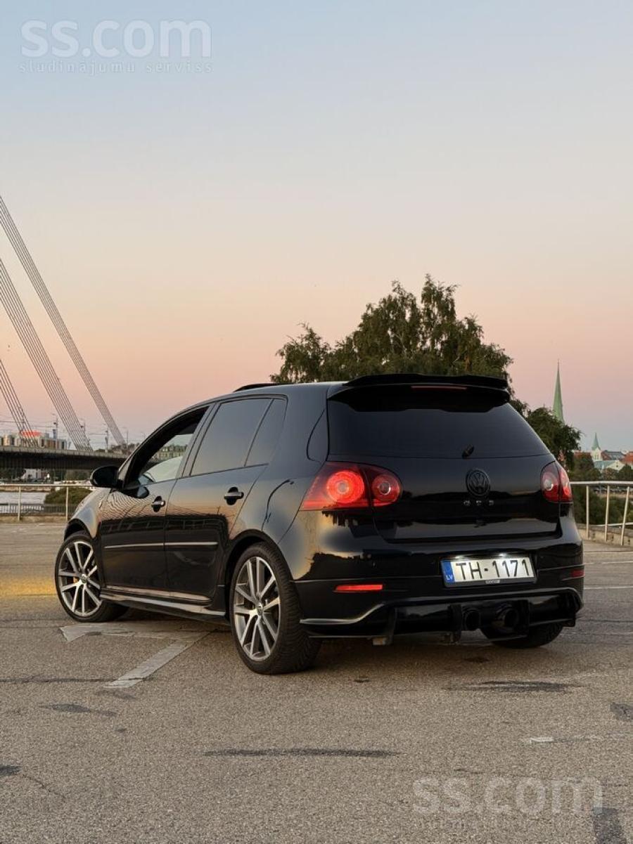 Melns Volkswagen Golf 2007 Jēkabpils, ar dzinēja tilpumu 2.00 L un nobraukumu 305 tūkst. km par 4599 €, foto 9 vietnē AUTOMOTO.COM.LV