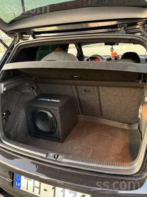 Melns Volkswagen Golf 2007 Jēkabpils, ar dzinēja tilpumu 2.00 L un nobraukumu 305 tūkst. km par 4599 €, foto 12 vietnē AUTOMOTO.COM.LV