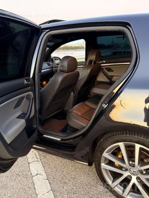 Melns Volkswagen Golf 2007 Jēkabpils, ar dzinēja tilpumu 2.00 L un nobraukumu 305 tūkst. km par 4599 €, foto 13 vietnē AUTOMOTO.COM.LV