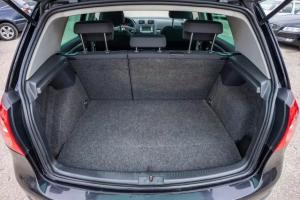 Melns Volkswagen Golf 2007 Liepāja, ar dzinēja tilpumu 1.40 L un nobraukumu 156 tūkst. km par 3900 €, foto 10 vietnē AUTOMOTO.COM.LV