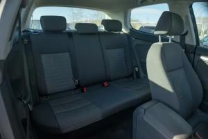 Melns Volkswagen Golf 2007 Liepāja, ar dzinēja tilpumu 2.00 L un nobraukumu 299 tūkst. km par 2850 €, foto 14 vietnē AUTOMOTO.COM.LV
