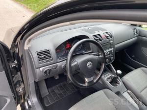 Melns Volkswagen Golf 2007 Ludza, ar dzinēja tilpumu 1.90 L un nobraukumu 0 tūkst. km par 3400 €, foto 12 vietnē AUTOMOTO.COM.LV