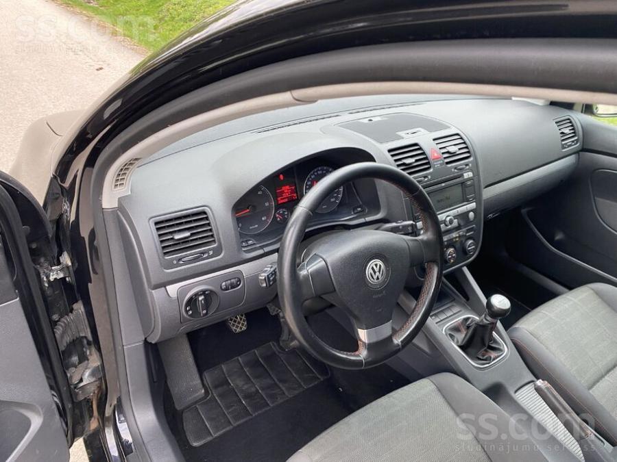 Melns Volkswagen Golf 2007 Ludza, ar dzinēja tilpumu 1.90 L un nobraukumu 0 tūkst. km par 3400 €, foto 12 vietnē AUTOMOTO.COM.LV