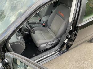 Melns Volkswagen Golf 2007 Ludza, ar dzinēja tilpumu 1.90 L un nobraukumu 0 tūkst. km par 3400 €, foto 13 vietnē AUTOMOTO.COM.LV