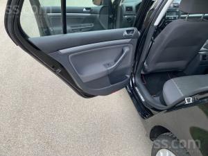 Melns Volkswagen Golf 2007 Ludza, ar dzinēja tilpumu 1.90 L un nobraukumu 0 tūkst. km par 3400 €, foto 14 vietnē AUTOMOTO.COM.LV