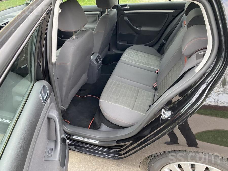 Melns Volkswagen Golf 2007 Ludza, ar dzinēja tilpumu 1.90 L un nobraukumu 0 tūkst. km par 3400 €, foto 15 vietnē AUTOMOTO.COM.LV