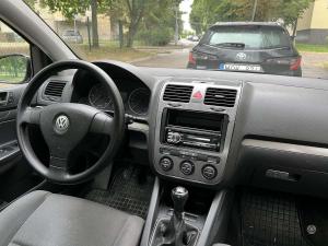 Черный Фольксваген Гольф 2007 в Клайпеда, объемом двигателя 1.90 л и пробегом 261 тыс. км за 1799 €, фото 8 на AUTOMOTO.COM.LV