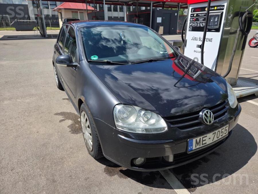 Black Volkswagen Golf 2007 in Daugavpils, with an engine capacity of 2.00 L and mileage of 281 thousand km for 980 €, photo 8 on AUTOMOTO.COM.LV