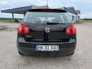 Melns Volkswagen Golf 2007 Šalčininkai, ar dzinēja tilpumu 1.39 L un nobraukumu 209 tūkst. km par 2300 €, foto 6 vietnē AUTOMOTO.COM.LV