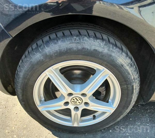 Melns Volkswagen Golf 2007 Rīga, ar dzinēja tilpumu 1.90 L un nobraukumu 165 tūkst. km par 3500 €, foto 5 vietnē AUTOMOTO.COM.LV