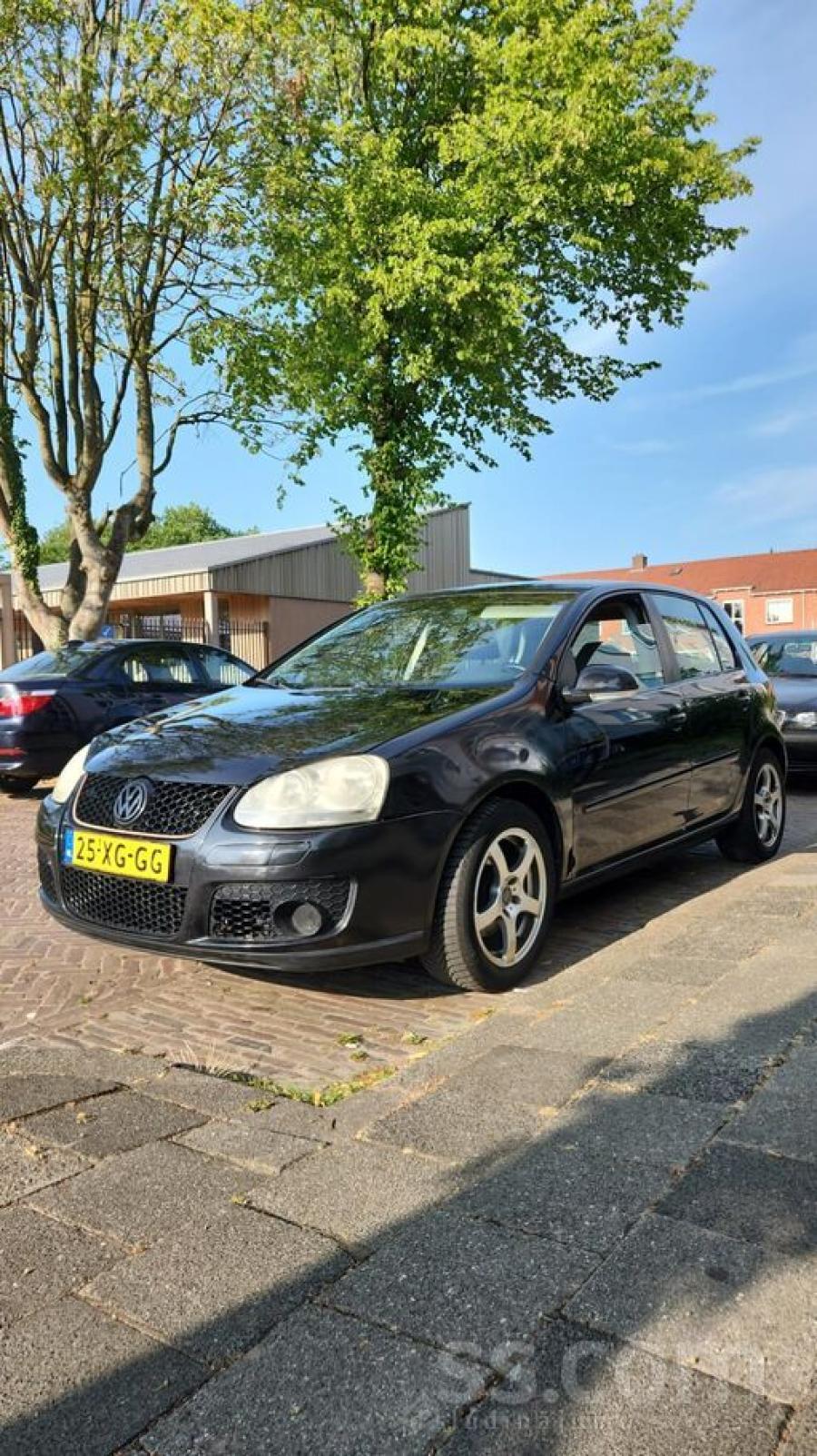 Black Volkswagen Golf 2007 in Riga, with an engine capacity of 1.60 L and mileage of 290 thousand km for 2000 €, photo 9 on AUTOMOTO.COM.LV