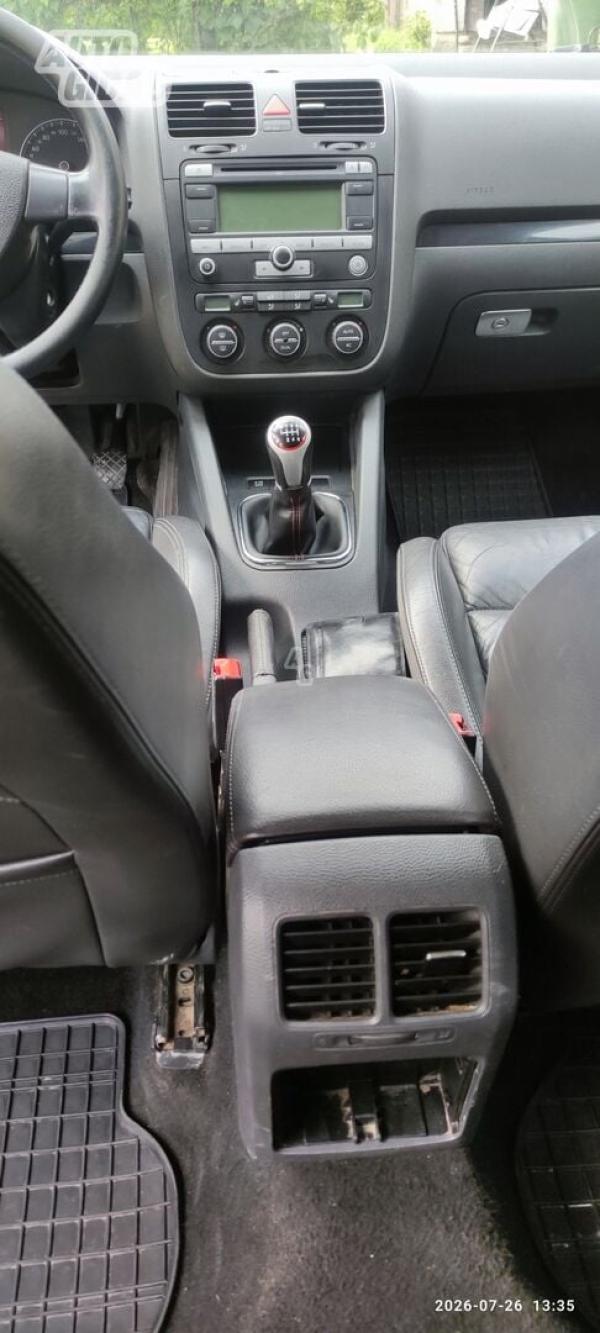 Melns Volkswagen Golf 2007 Pasvalys, ar dzinēja tilpumu 2.00 L un nobraukumu 306 tūkst. km par 1300 €, foto 10 vietnē AUTOMOTO.COM.LV