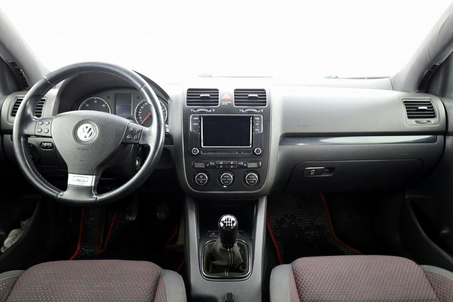 Melns Volkswagen Golf 2007 Tallina, ar dzinēja tilpumu 2.00 L un nobraukumu 272 tūkst. km par 1899 €, foto 15 vietnē AUTOMOTO.COM.LV