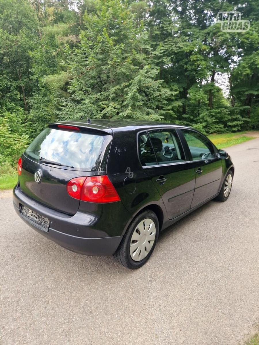 Black Volkswagen Golf 2007 in Vilnius, with an engine capacity of 1.90 L and mileage of 320 thousand km for 1500 €, photo 10 on AUTOMOTO.COM.LV