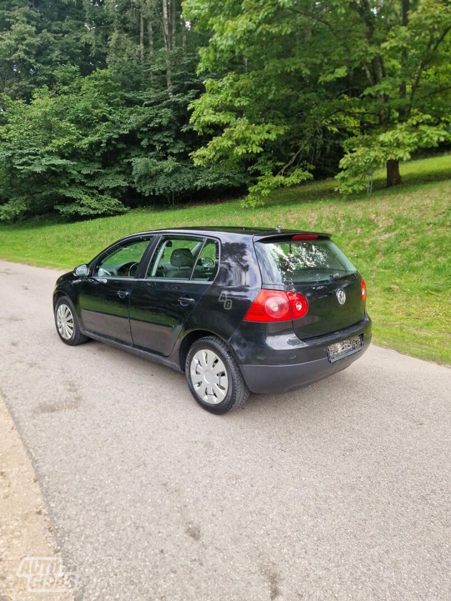Black Volkswagen Golf 2007 in Vilnius, with an engine capacity of 1.90 L and mileage of 320 thousand km for 1500 €, photo 13 on AUTOMOTO.COM.LV