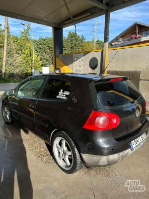 Black Volkswagen Golf 2007 in Alytus, with an engine capacity of 1.90 L and mileage of 450 thousand km for 1400 €, photo 6 on AUTOMOTO.COM.LV
