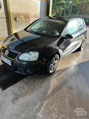 Black Volkswagen Golf 2007 in Alytus, with an engine capacity of 1.90 L and mileage of 450 thousand km for 1400 €, photo 11 on AUTOMOTO.COM.LV