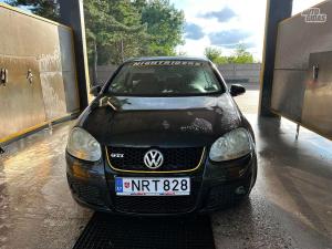 Black Volkswagen Golf 2007 in Alytus, with an engine capacity of 1.90 L and mileage of 450 thousand km for 1400 €, photo 12 on AUTOMOTO.COM.LV