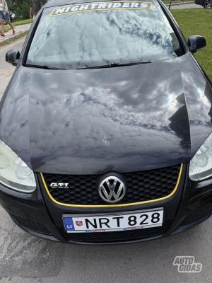 Black Volkswagen Golf 2007 in Alytus, with an engine capacity of 1.90 L and mileage of 450 thousand km for 1400 €, photo 17 on AUTOMOTO.COM.LV