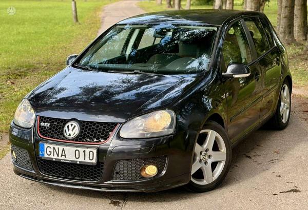 Black Volkswagen Golf 2007 in Sirvintos, with an engine capacity of 1.90 L and mileage of 322 thousand km for 1550 €, photo 3 on AUTOMOTO.COM.LV