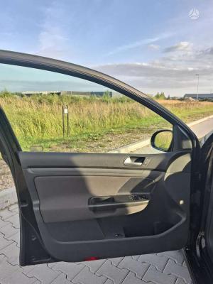 Черный Фольксваген Гольф 2007 в Паневежис, объемом двигателя 1.60 л и пробегом 283 тыс. км за 1800 €, фото 20 на AUTOMOTO.COM.LV