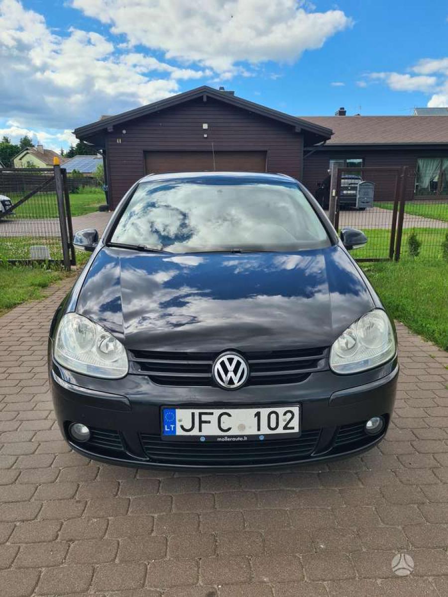 Melns Volkswagen Golf 2007 Kaišiadorys, ar dzinēja tilpumu 1.90 L un nobraukumu 451 tūkst. km par 1598 €, foto 4 vietnē AUTOMOTO.COM.LV