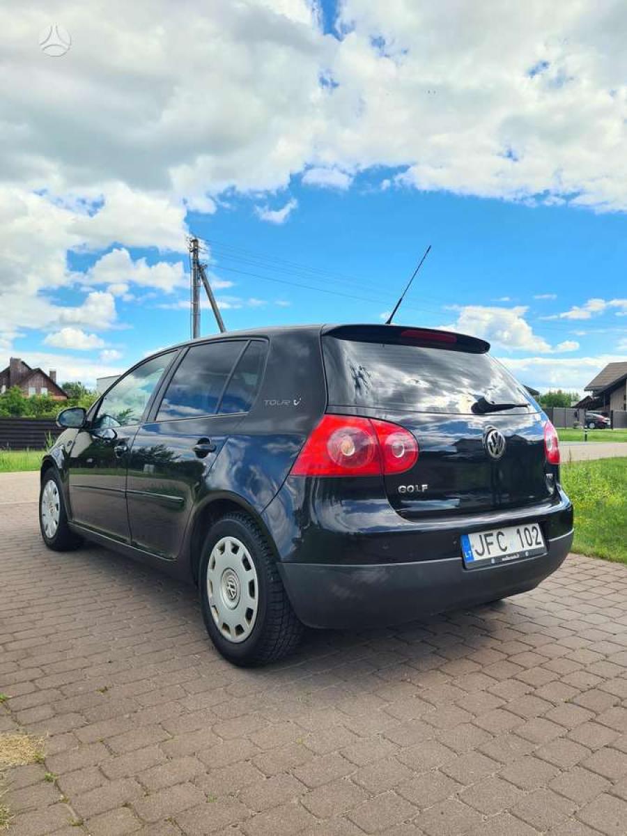 Melns Volkswagen Golf 2007 Kaišiadorys, ar dzinēja tilpumu 1.90 L un nobraukumu 451 tūkst. km par 1598 €, foto 7 vietnē AUTOMOTO.COM.LV