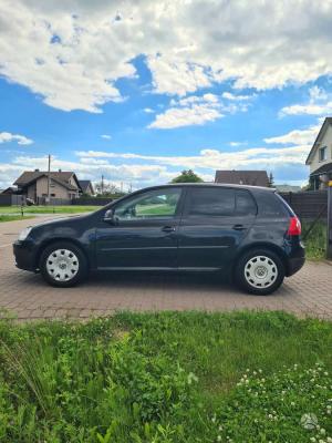 Melns Volkswagen Golf 2007 Kaišiadorys, ar dzinēja tilpumu 1.90 L un nobraukumu 451 tūkst. km par 1598 €, foto 8 vietnē AUTOMOTO.COM.LV