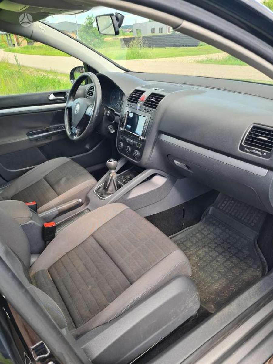 Melns Volkswagen Golf 2007 Kaišiadorys, ar dzinēja tilpumu 1.90 L un nobraukumu 451 tūkst. km par 1598 €, foto 17 vietnē AUTOMOTO.COM.LV