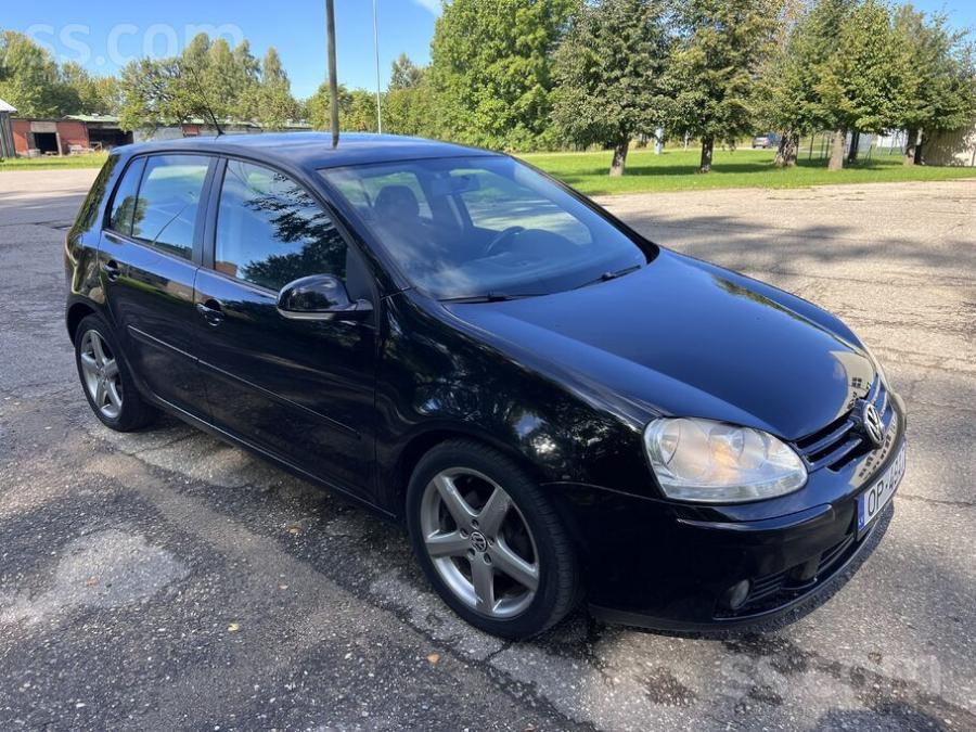 Melns Volkswagen Golf 2007 Limbaži, ar dzinēja tilpumu 1.90 L un nobraukumu 337 tūkst. km par 2750 €, foto 4 vietnē AUTOMOTO.COM.LV