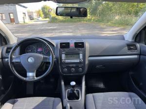 Melns Volkswagen Golf 2007 Limbaži, ar dzinēja tilpumu 1.90 L un nobraukumu 337 tūkst. km par 2750 €, foto 13 vietnē AUTOMOTO.COM.LV
