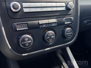 Melns Volkswagen Golf 2007 Limbaži, ar dzinēja tilpumu 1.90 L un nobraukumu 337 tūkst. km par 2750 €, foto 16 vietnē AUTOMOTO.COM.LV
