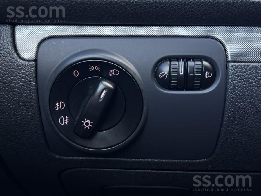 Melns Volkswagen Golf 2007 Limbaži, ar dzinēja tilpumu 1.90 L un nobraukumu 337 tūkst. km par 2750 €, foto 19 vietnē AUTOMOTO.COM.LV