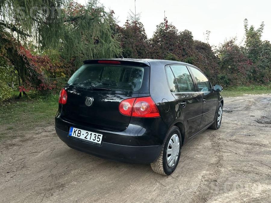 Melns Volkswagen Golf 2007 Rēzekne, ar dzinēja tilpumu 1.40 L un nobraukumu 211 tūkst. km par 1950 €, foto 4 vietnē AUTOMOTO.COM.LV